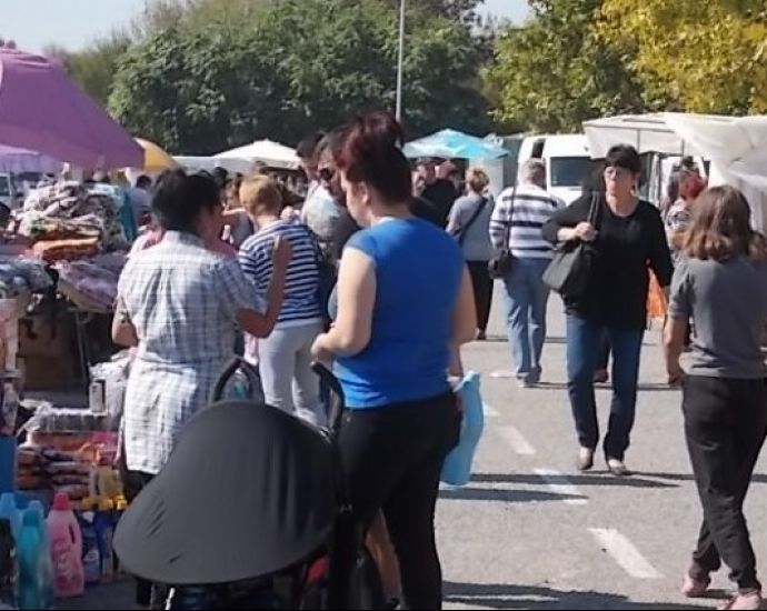 Бургазли масово тичат на битака в Сливен да се облекат за зимата ...